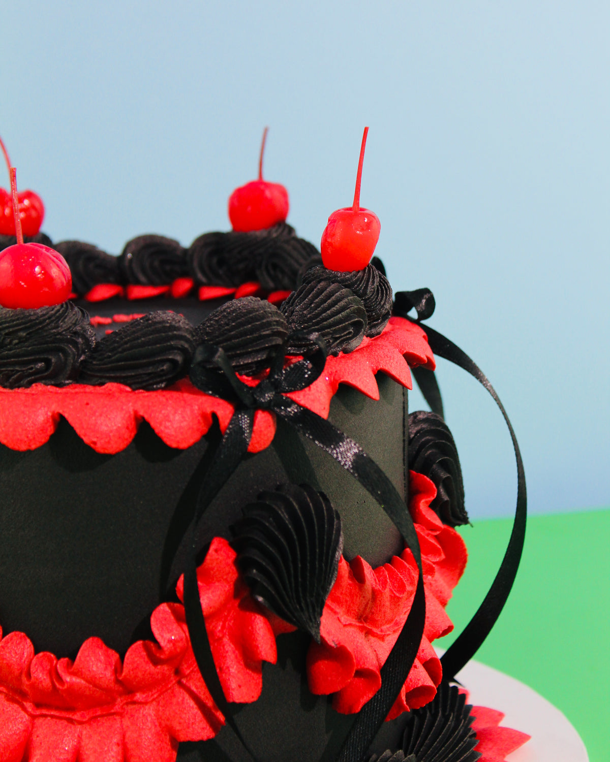 Midnight Rouge Cake | Black & Red Vintage | London Delivery & Beyond ...