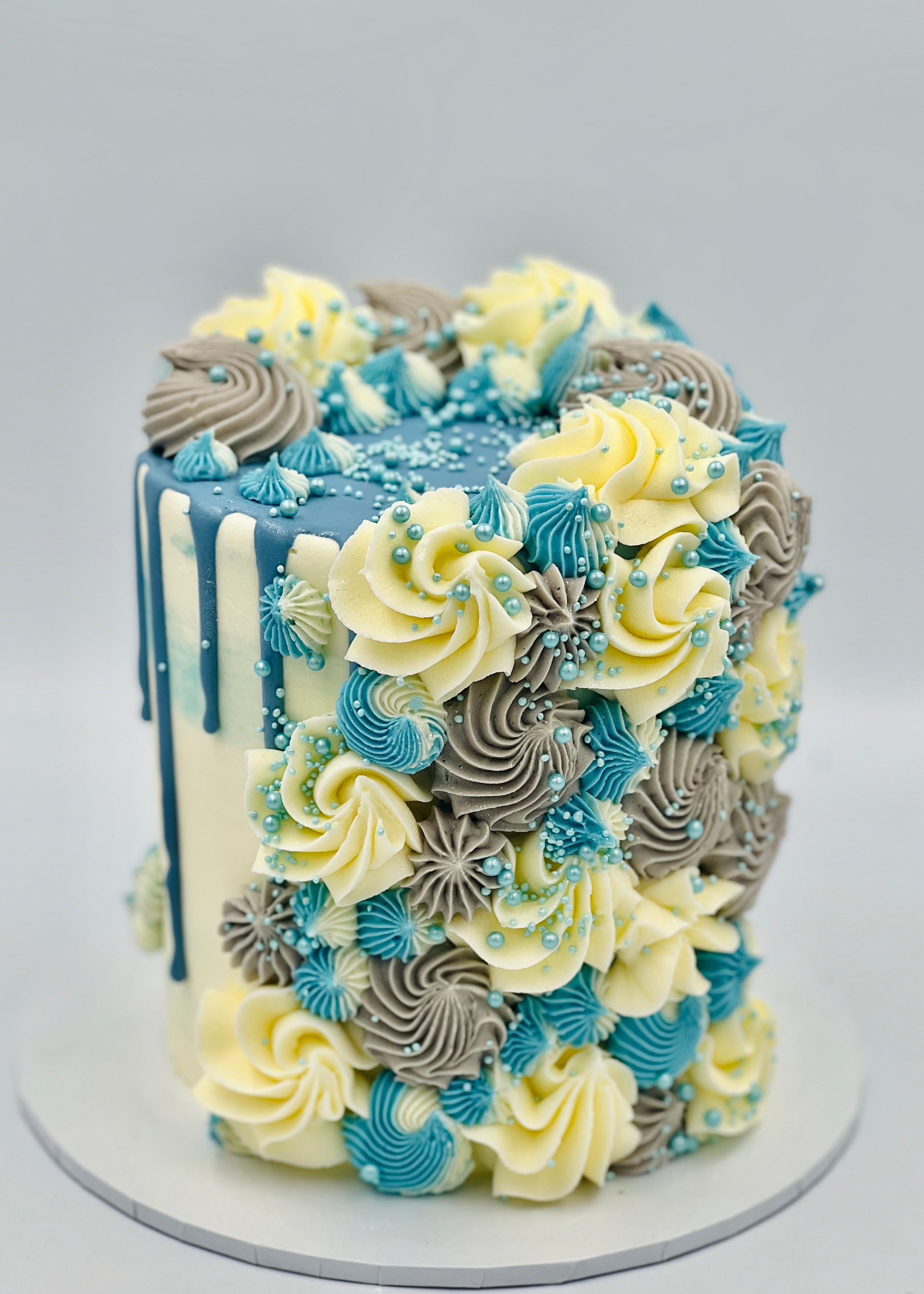 Build Your Own Cascading Icing Design | Amys Bakehouse