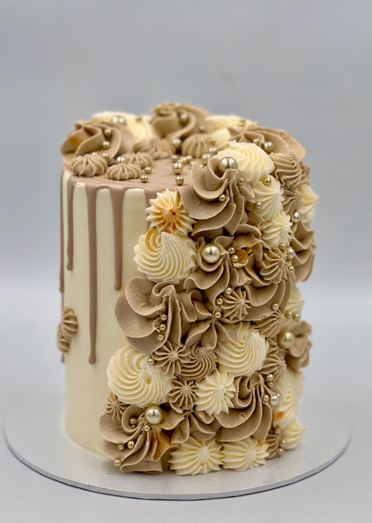 Build Your Own Cascading Icing Design | Amys Bakehouse